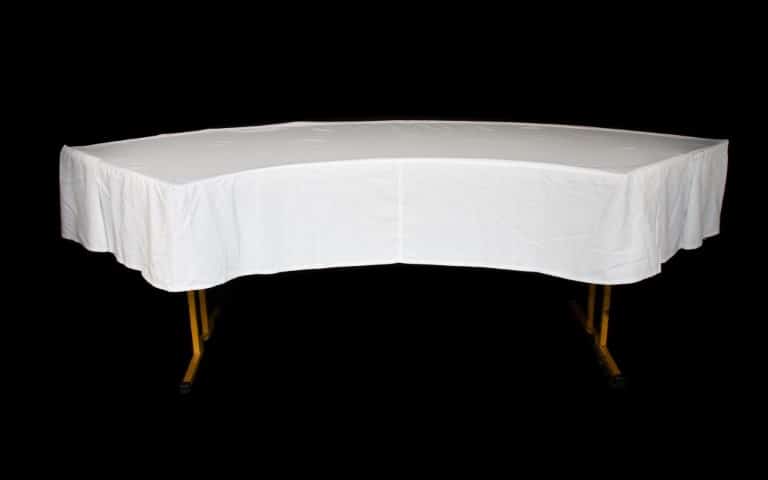 Bar-table-with-Table-Cloth - Peninsula Party Hire